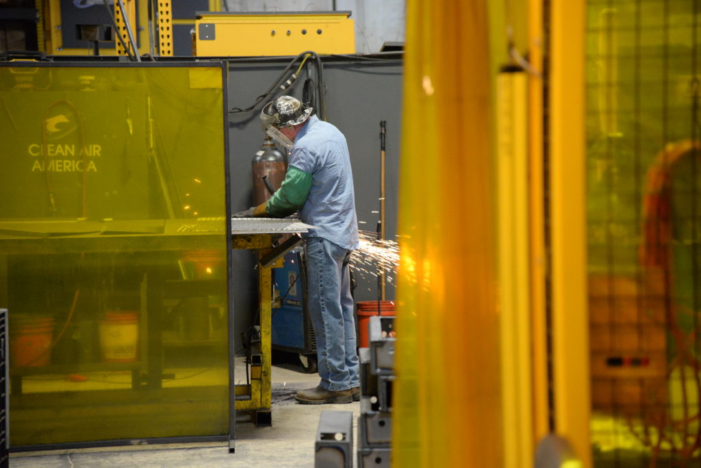 Robotic Welding Cell Collectors | Clean Air Industries